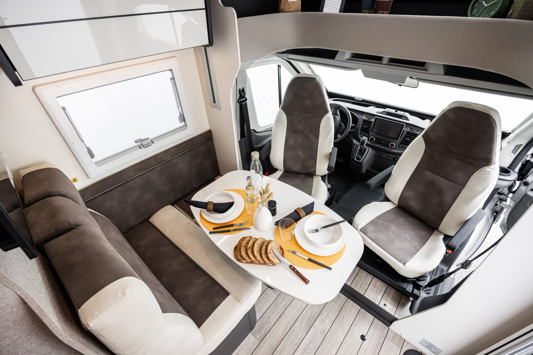 Mc4 Slim 339 - Camping-car compact profilé | McLouis