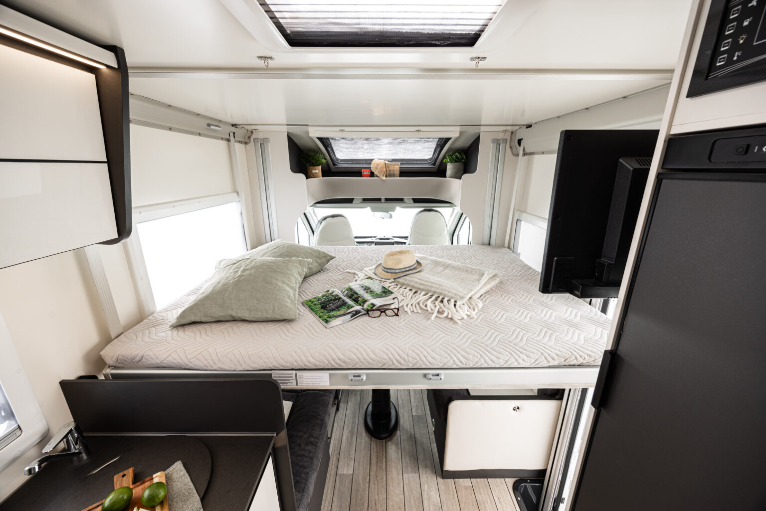 Mc4 Slim - Season 2025 | McLouis