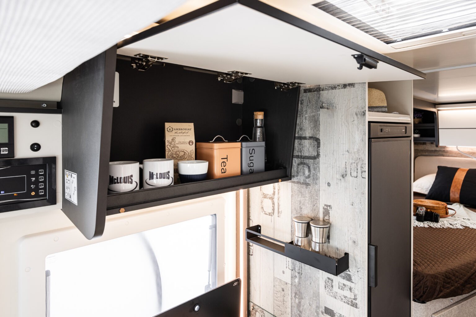 Mc4 Series 300 Slim - New Season | McLouis